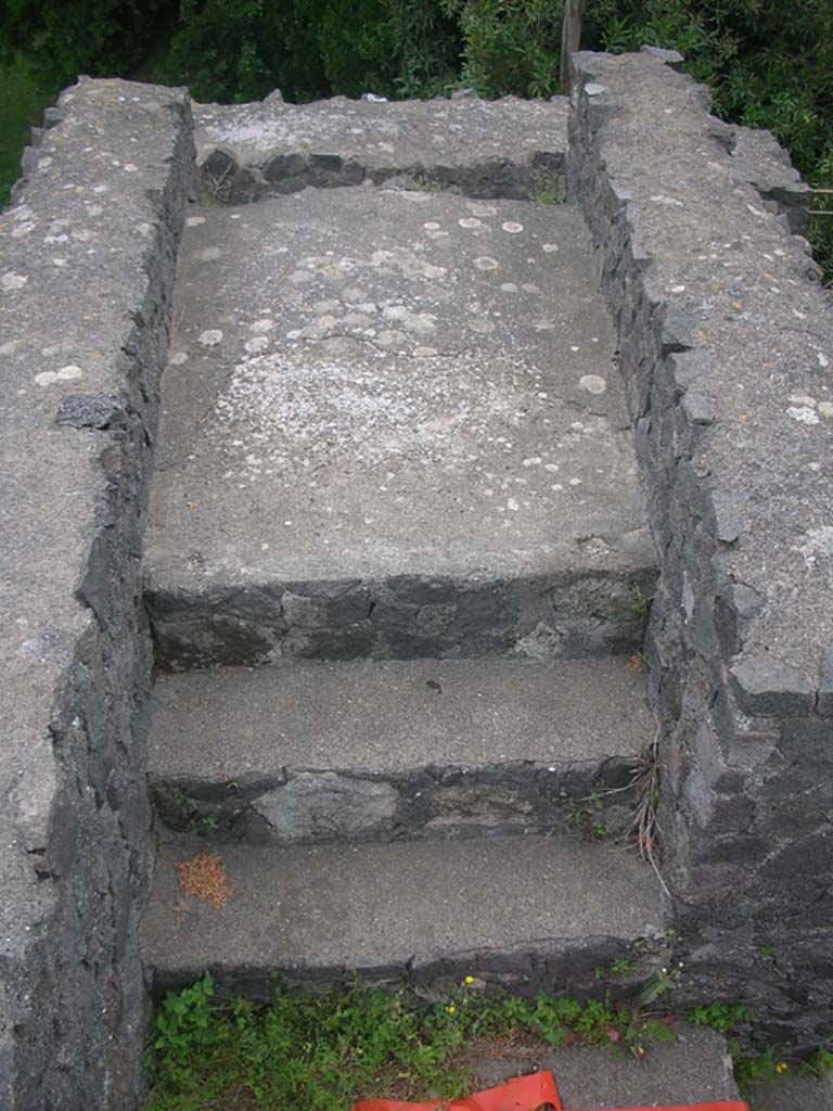 Tower VI, Pompeii. May 2010. Steps to upper area. Photo courtesy of Ivo ...